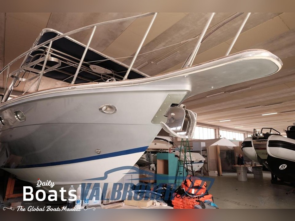 2009 Mcm Mcm 55 for sale. View price, photos and Buy 2009 Mcm Mcm 55 ...