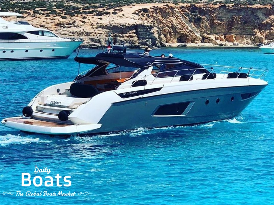 2011 Azimut Atlantis 48 Hard Top for sale. View price, photos and Buy ...
