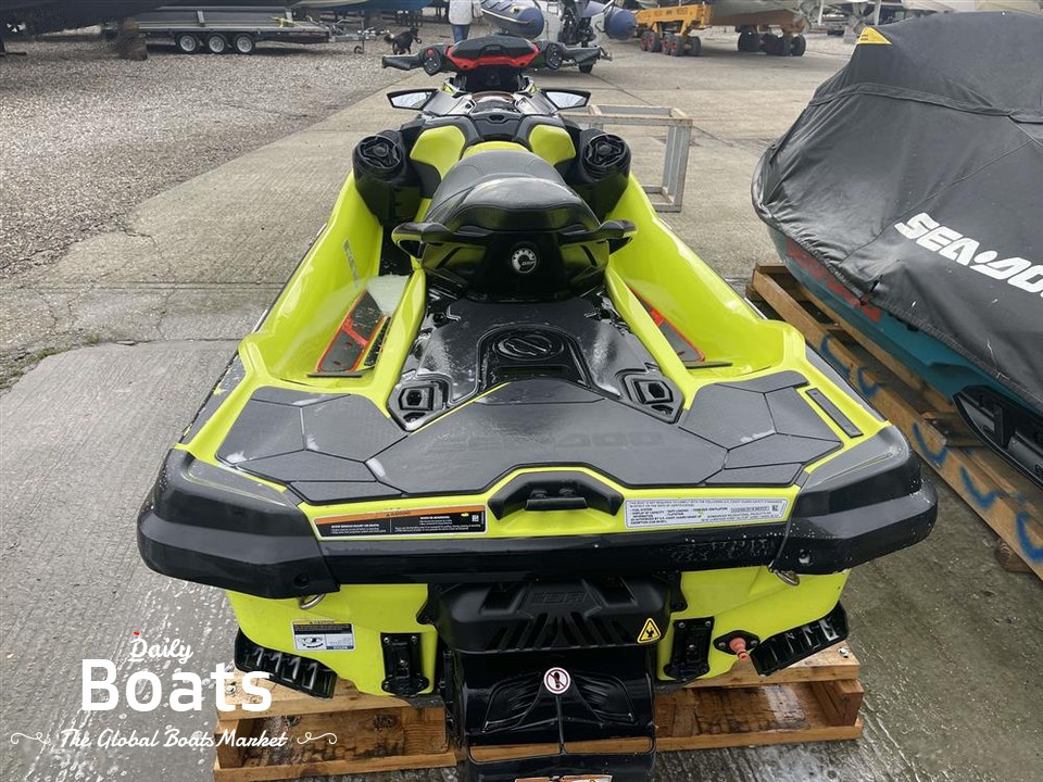 2018 Seadoo Rxt-X 300 на продажу. Посмотреть цену, фотографии и Купить ...