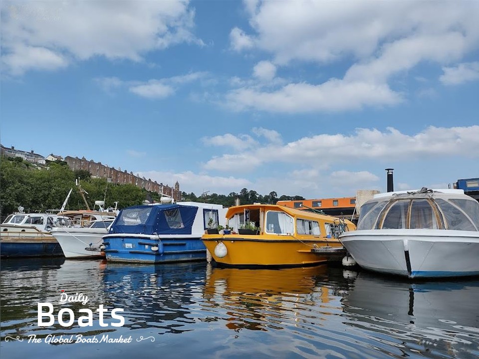 Norfolk broads cruiser bounty buccaneer for sale - Daily Boats