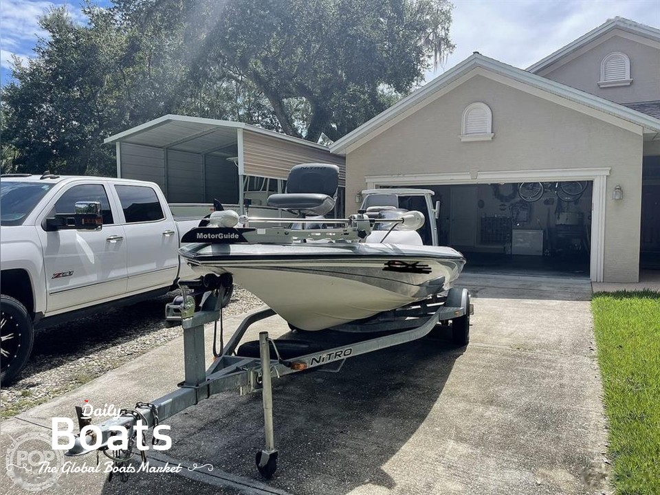 2000 Tracker Nitro Lx700 for sale. View price, photos and Buy 2000 ...