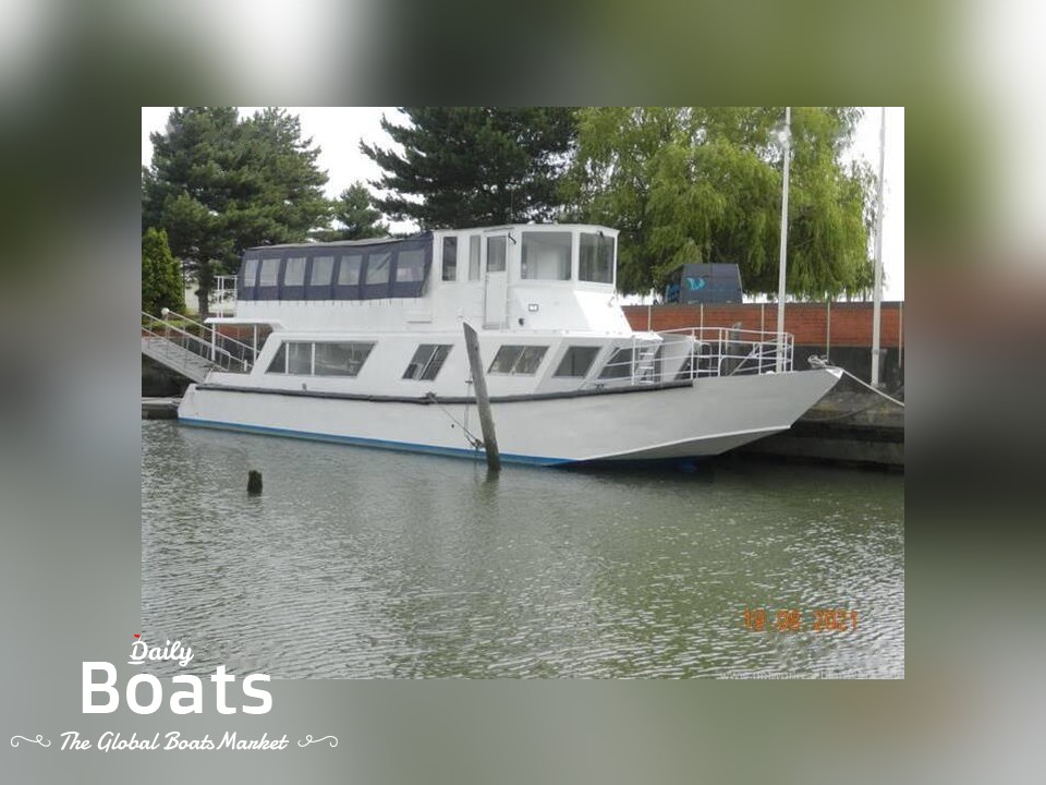 1989 Classic River Cruiser for sale. View price, photos and Buy 1989 ...