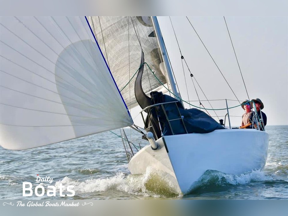 2005 J/Boats J92S for sale. View price, photos and Buy 2005 J/Boats ...