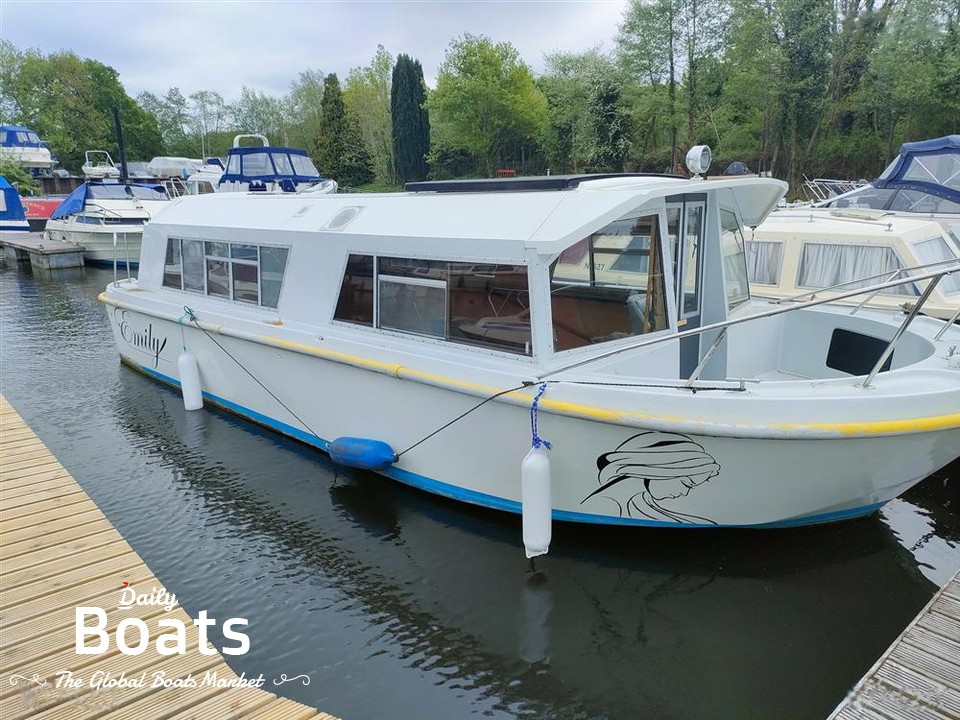 1975 Norfolk Bounty 30 Broads Cruiser for sale. View price, photos and ...