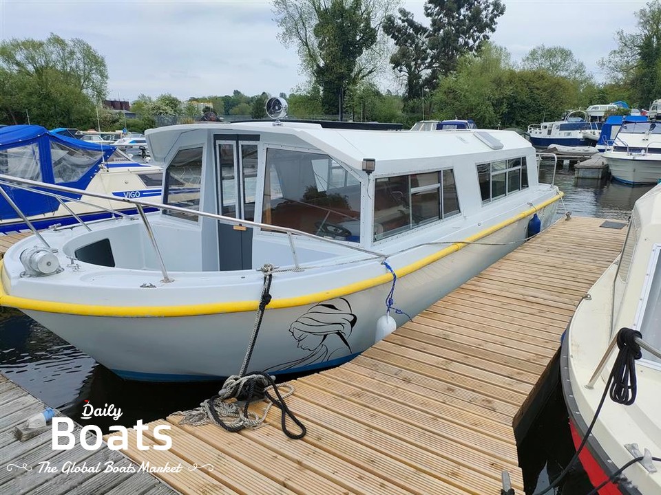 1975 Norfolk Bounty 30 Broads Cruiser for sale. View price, photos and ...