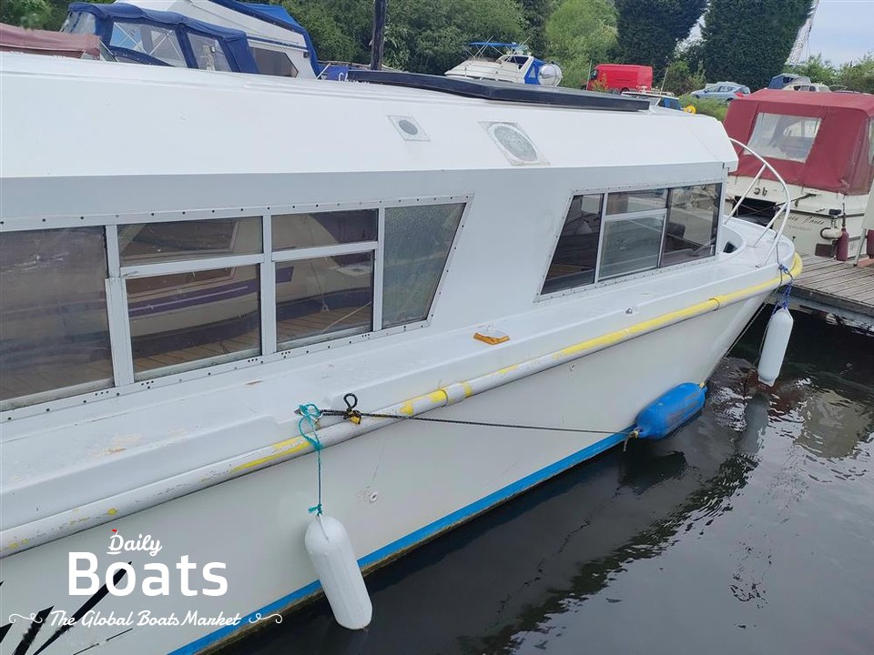 1975 Norfolk Bounty 30 Broads Cruiser for sale. View price, photos and ...