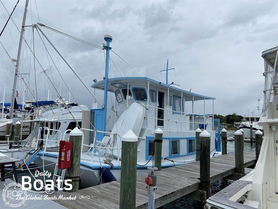 1987 Custom Cruiser for sale. View price, photos and Buy 1987 Custom ...