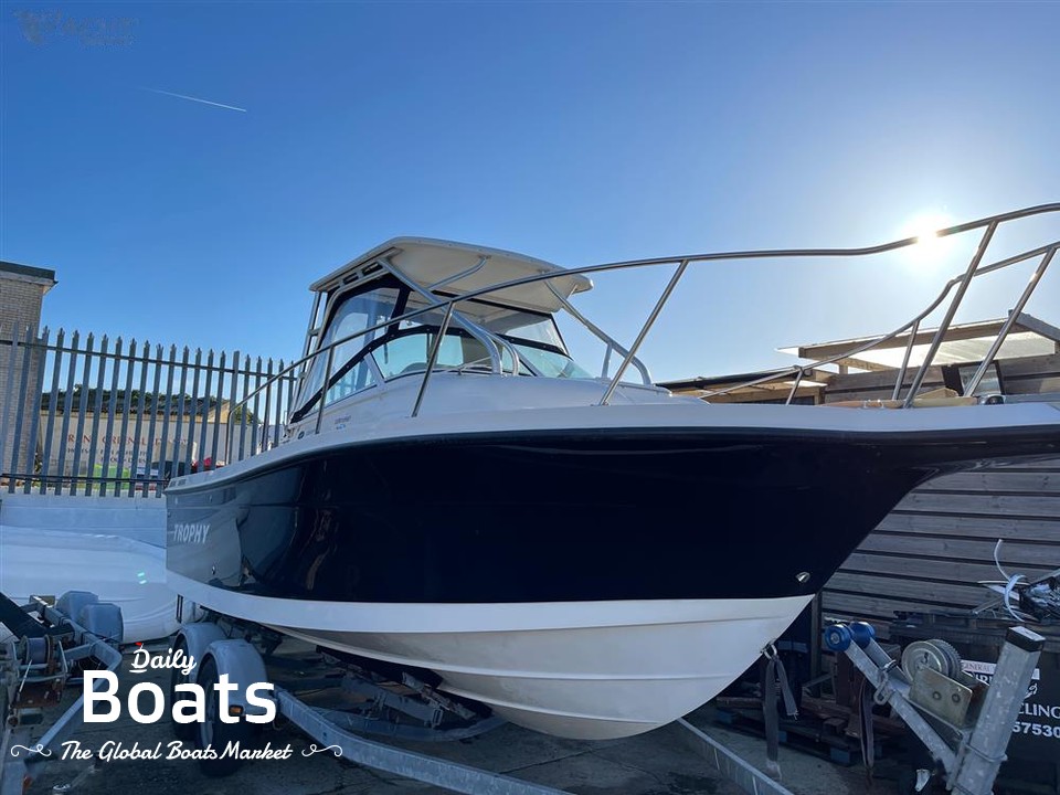 2012 Trophy 2352 Walkaround for sale. View price, photos and Buy 2012 ...