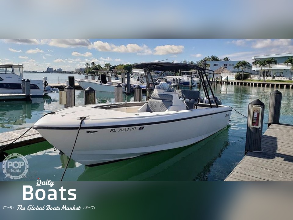 Intrepid 262 for sale - Daily Boats