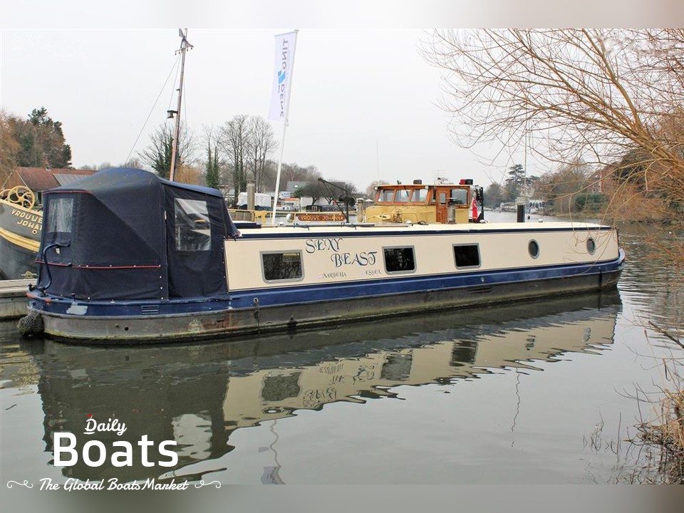 2012 Wide Beam Narrowboat 60 X 12 By Collingwood Boats for sale. View ...