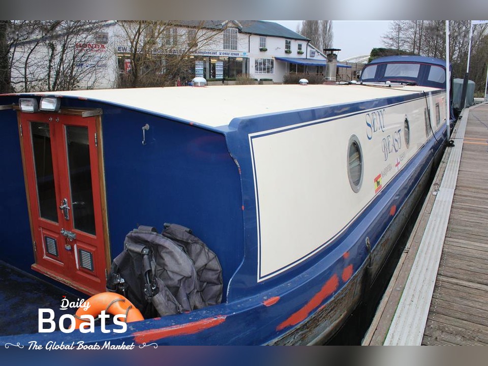 2012 Wide Beam Narrowboat 60 X 12 By Collingwood Boats for sale. View ...