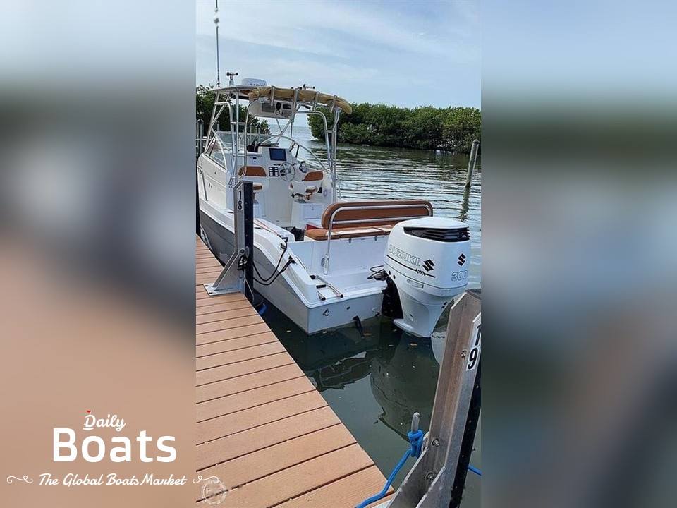2001 Cobia 250 Wa for sale. View price, photos and Buy 2001 Cobia 250 ...