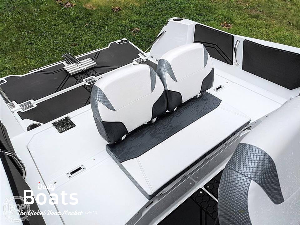 2021 Scarab 25 for sale. View price, photos and Buy 2021 Scarab 25 #273189