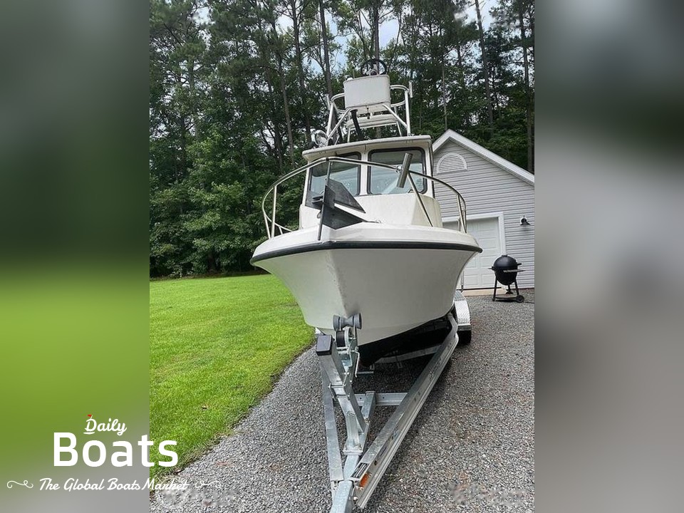 1996 Maycraft Pilot House 2300 à vendre. Voir le prix, les photos et ...