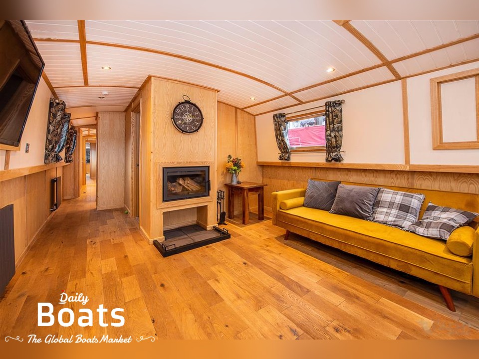 2020 Wide Beam Narrowboat Collingwood 60 X 12.06 for sale. View price ...
