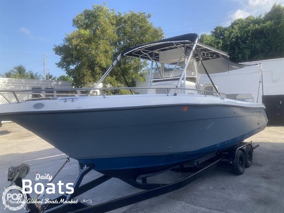 2001 Century Boats 2900 for sale. View price, photos and Buy 2001 ...
