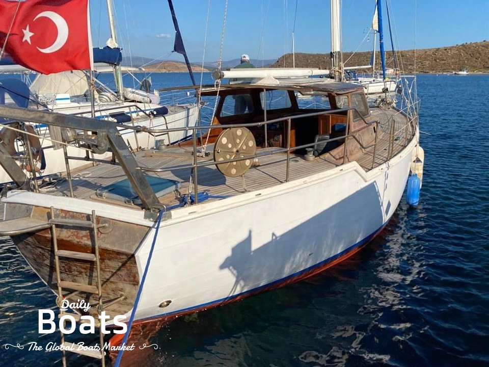 Custom wooden sail yacht for sale - Daily Boats