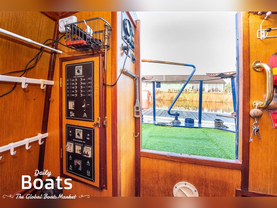 2000 Narrowboat Ledgard Bridge Boats 30 for sale. View price, photos ...