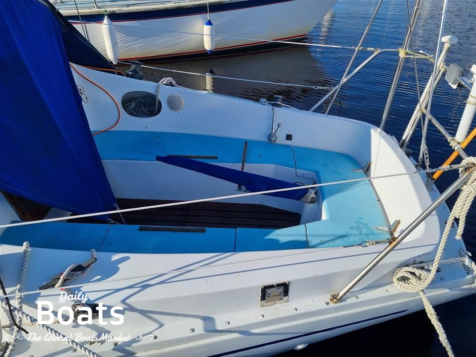 1979 Robertson Comfort 30 for sale. View price, photos and Buy 1979 ...