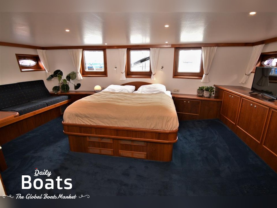 2005 Van Tilborg Long Range 22 Meter Yacht for sale. View price, photos ...