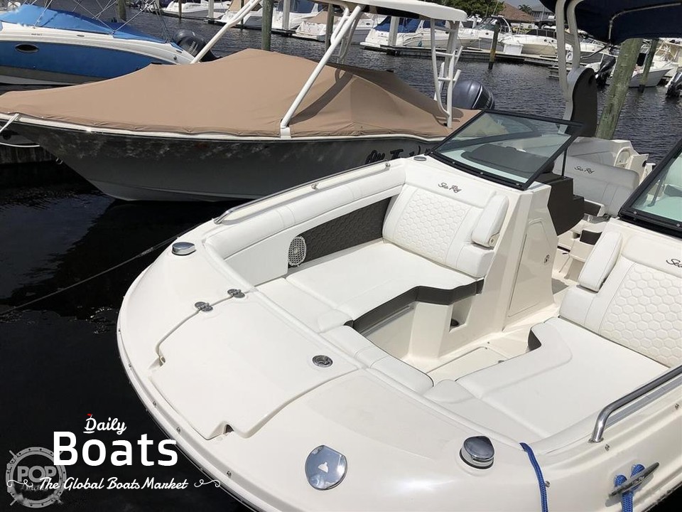 2018 Sea Ray 270 Sdx Ob for sale. View price, photos and Buy 2018 Sea ...