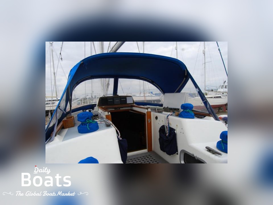 1991 Westerly Yachts Westerly Storm Cruiser 33 for sale. View price ...