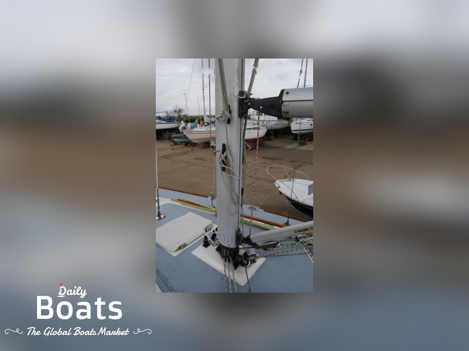 1991 Westerly Yachts Westerly Storm Cruiser 33 for sale. View price ...
