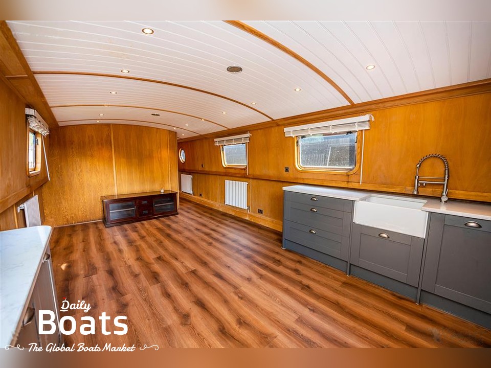 2019 Wide Beam Narrowboat 60 X12 Collingwood for sale. View price ...