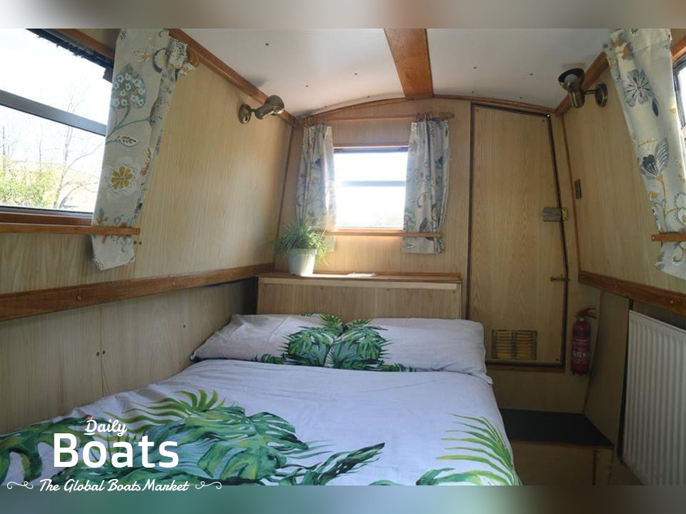 1986 Morgan Morgan 42 Cruiser Stern for sale. View price, photos and ...