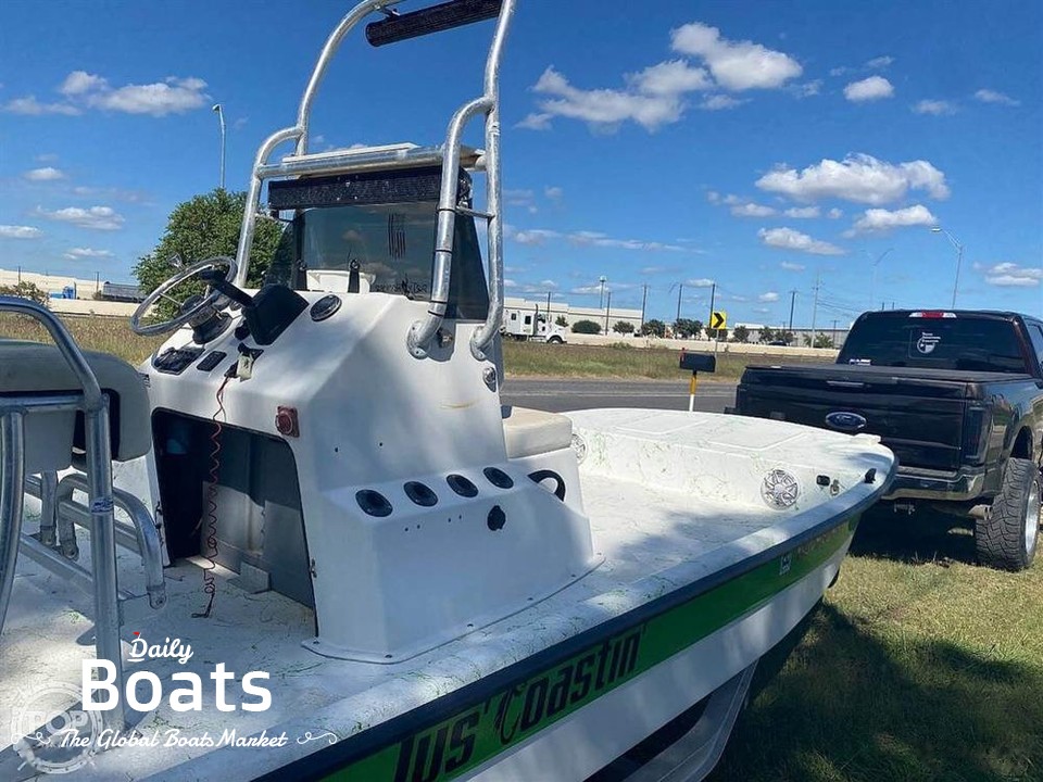 2017 Majek Ultracat 18 for sale. View price, photos and Buy 2017 Majek ...