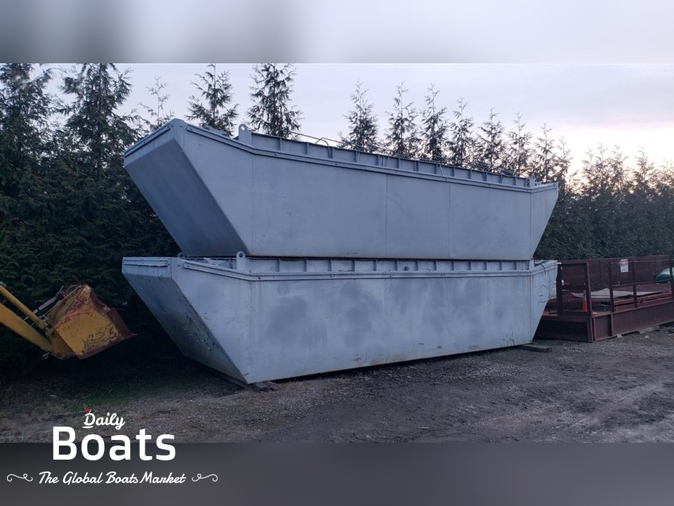 1995 (2) 1995 30 X 8.5 X 6 Double Walled Hopper Barges for sale. View ...
