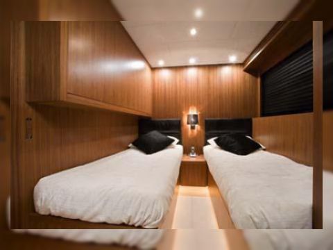 2006 Arno Leopard 31 M for sale. View price, photos and Buy 2006 Arno ...