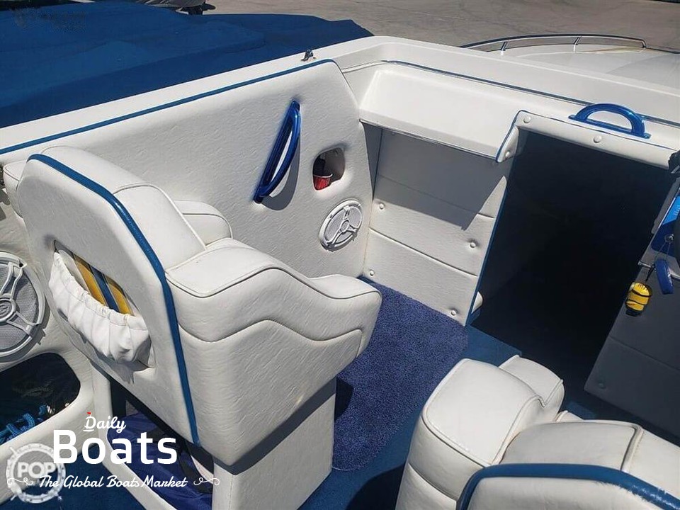 2005 Warlock Powerboats 29 World Class for sale. View price, photos and ...