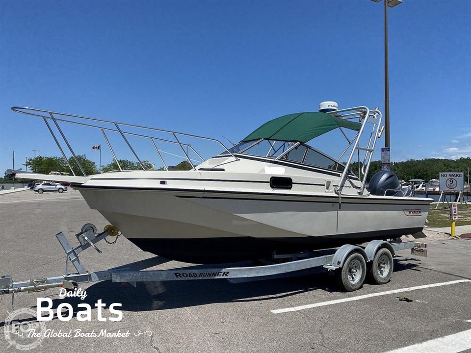 1986 Boston Whaler Revenge 22.3 for sale. View price, photos and Buy ...