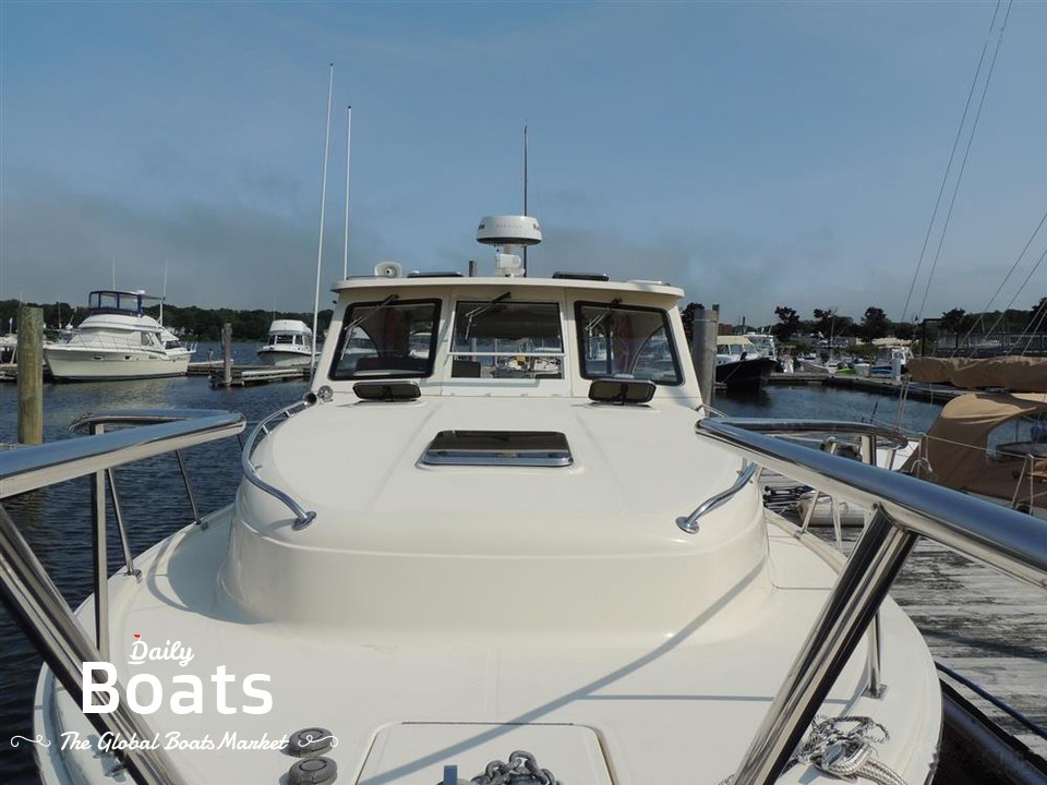 2001 Mainship 34 Pilot Hardtop for sale. View price, photos and Buy ...