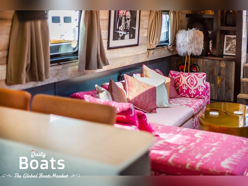 2019 Wide Beam Narrowboat Collingwood Hoxton for sale. View price ...