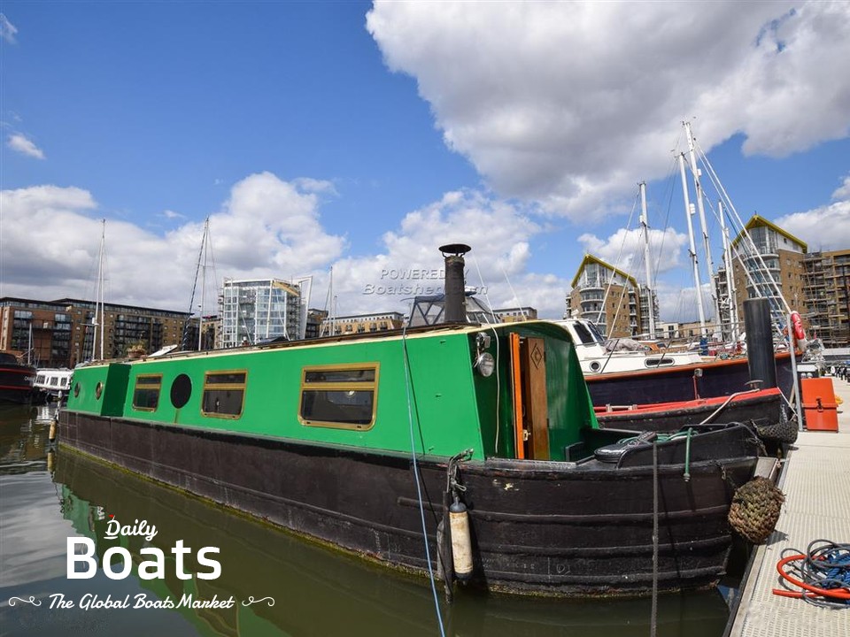 1983 Narrowboat 40Ft With London Mooring te koop. Bekijk prijs, foto's ...