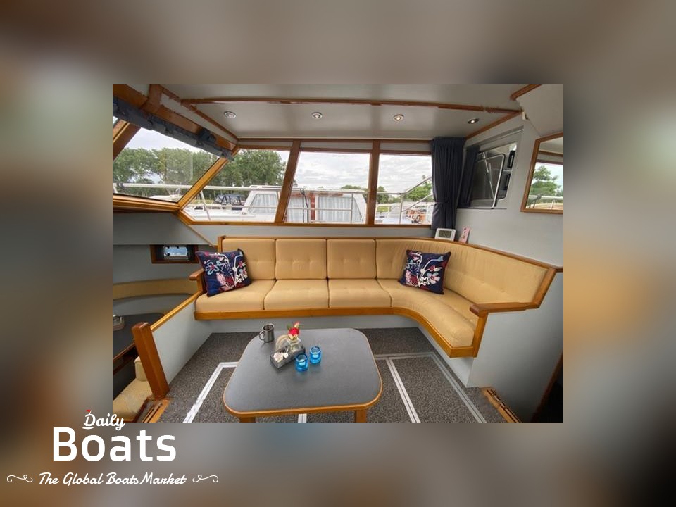 1998 Mistral 11.00 Ak for sale. View price, photos and Buy 1998 Mistral ...