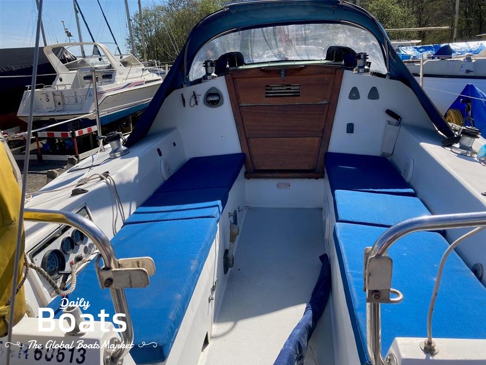 1996 Catalina 26 Mk 2 Capri for sale. View price, photos and Buy 1996 ...