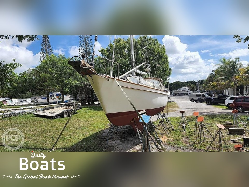 1982 Pearson 42 for sale. View price, photos and Buy 1982 Pearson 42 ...