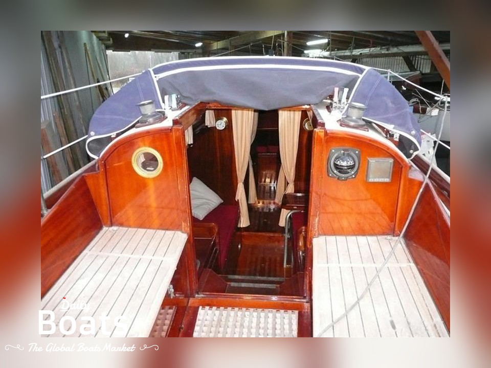 1965 Omega Yachts Omega 29 Mahagoni Plattgatter for sale. View price ...