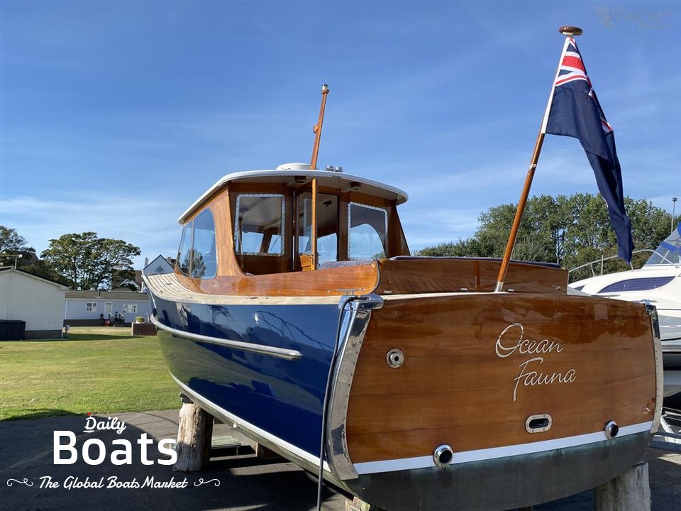 2004 Cockwells Classic 32 Launch for sale. View price, photos and Buy ...