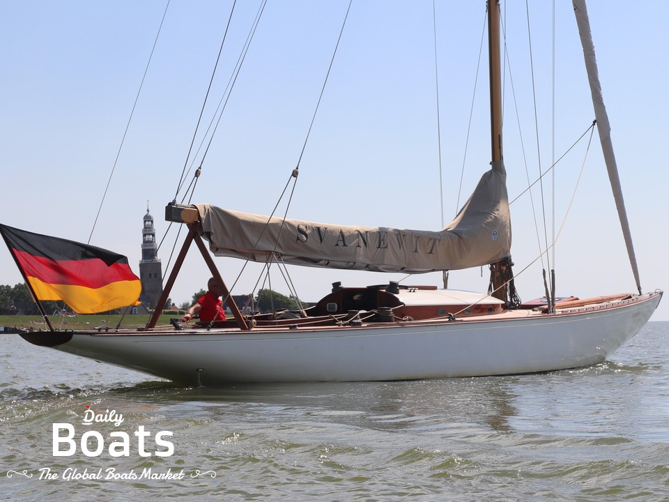 Classic eight metre yacht for sale - Daily Boats