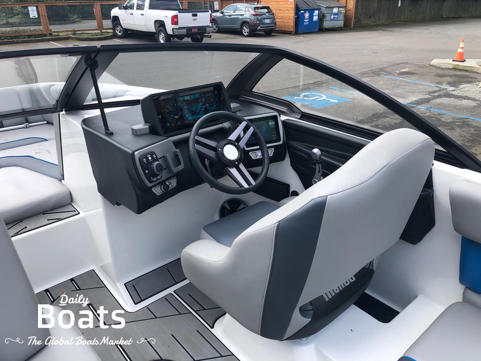 2018 Malibu 21 Mlx for sale. View price, photos and Buy 2018 Malibu 21 ...
