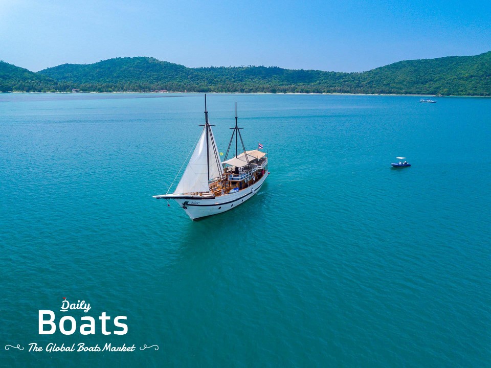 2008 Custom Bugis Phinisi for sale. View price, photos and Buy 2008 ...