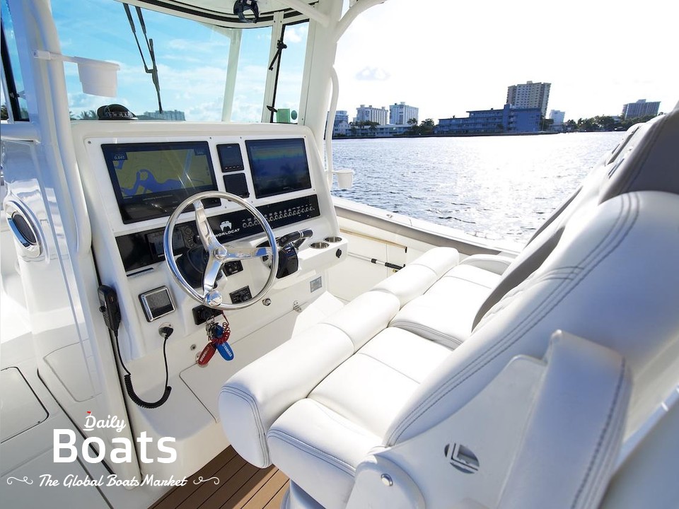 2018 World Cat 320 Center Console for sale. View price, photos and Buy ...