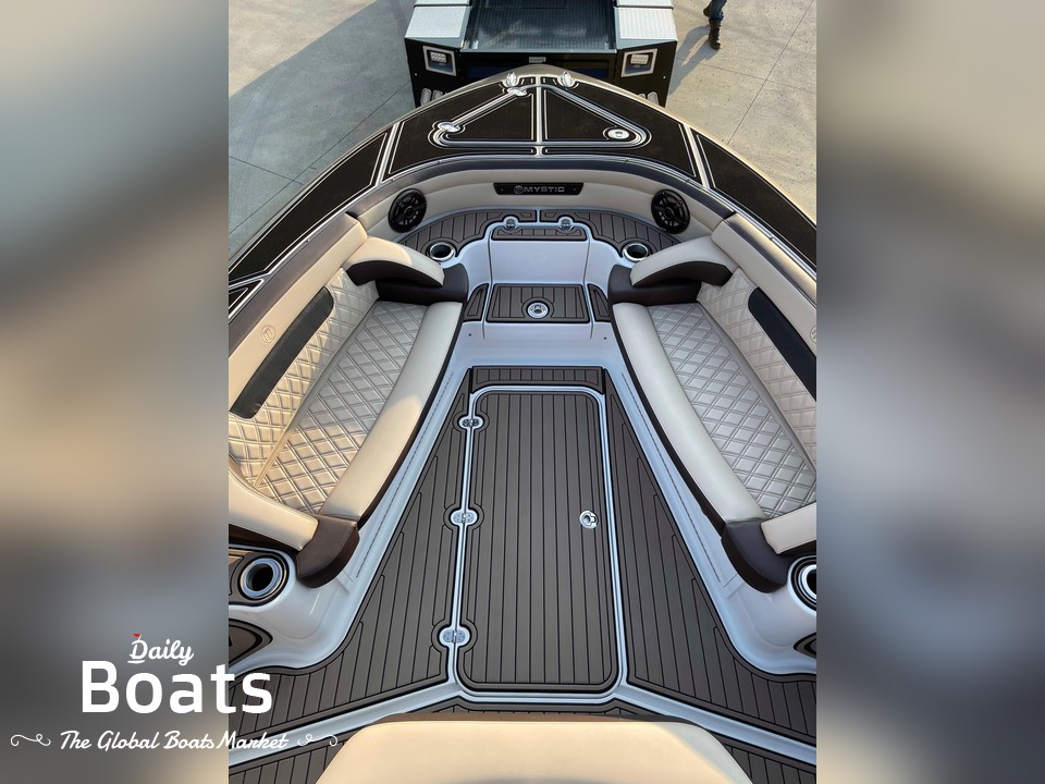 2020 Mystic Powerboats M3800 for sale. View price, photos and Buy 2020 ...