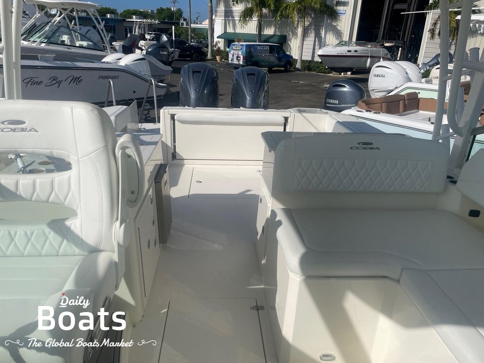 2022 Cobia 330 Dc for sale. View price, photos and Buy 2022 Cobia 330 ...