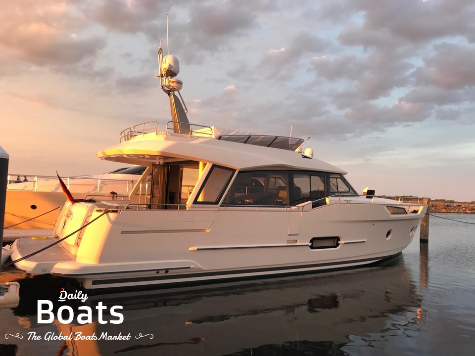 2014 Greenline 48 Fly for sale. View price, photos and Buy 2014 ...