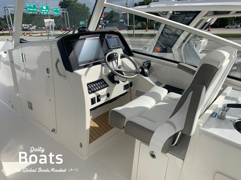 2022 World Cat 325 Dc for sale. View price, photos and Buy 2022 World ...